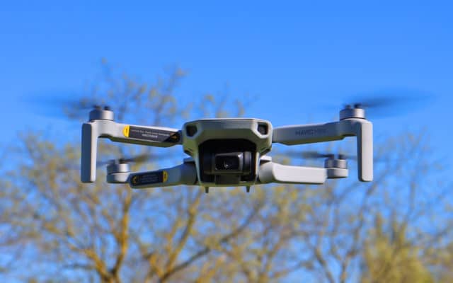 DJI Mavic Mini Extreme Wind Testing Video (25mph/38kph) - DroningON